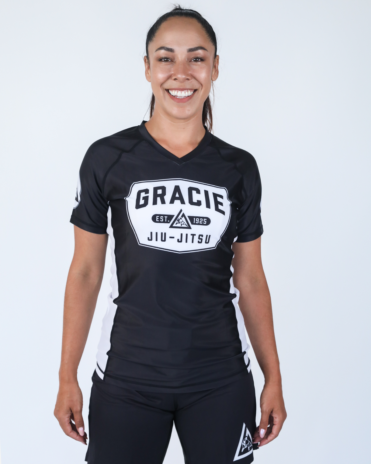 Classic Short-Sleeve Rashguard V3 (Women) | Gracie Lifestyle
