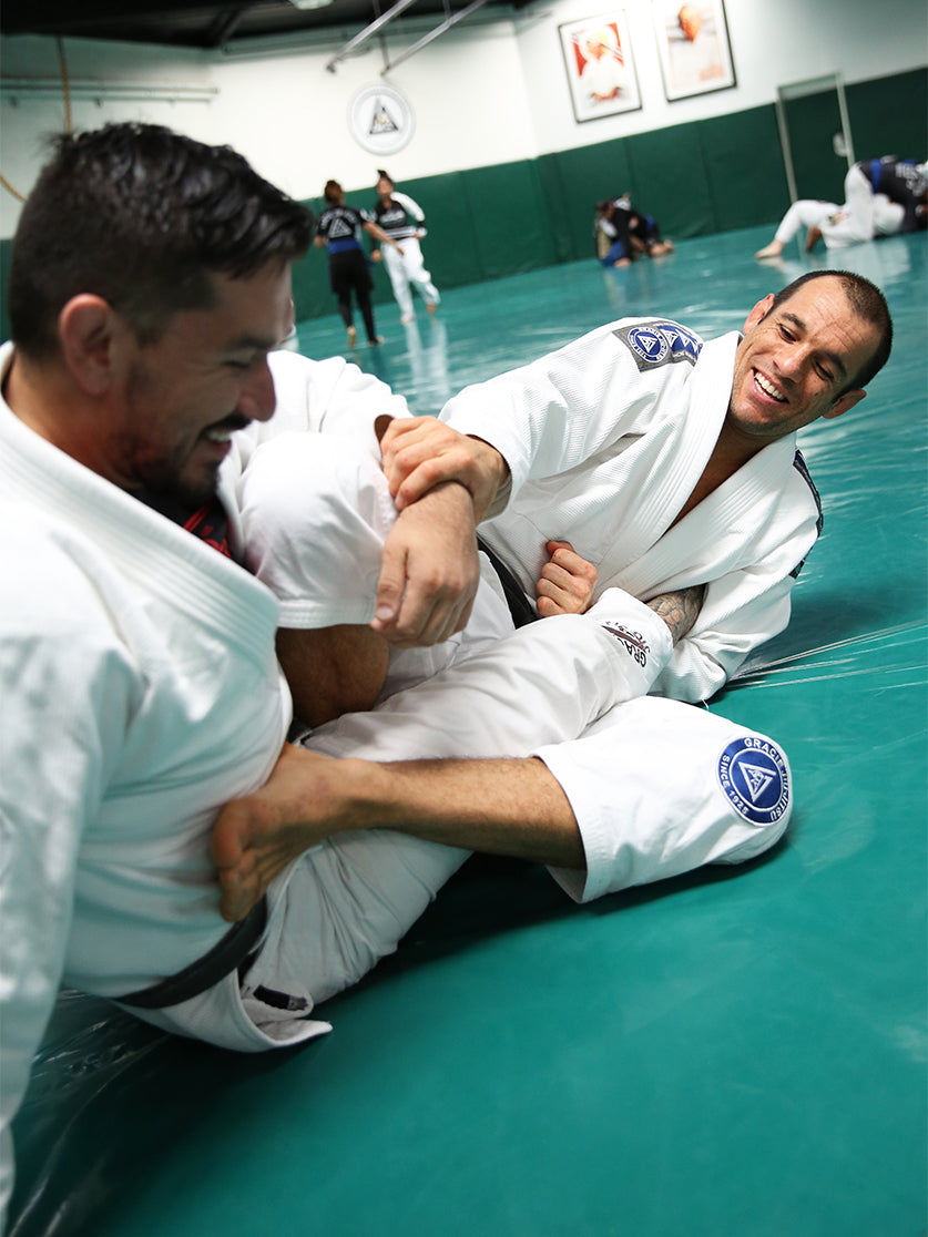 Slim Fit Pearl Gi (Men) | Gracie Lifestyle