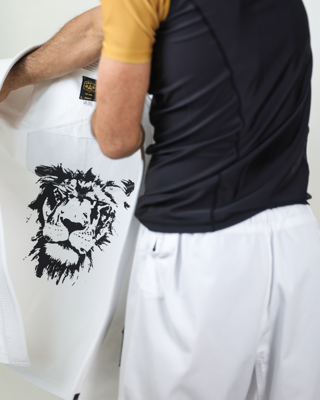 Golden Lion Gi (Men) | Gracie Lifestyle