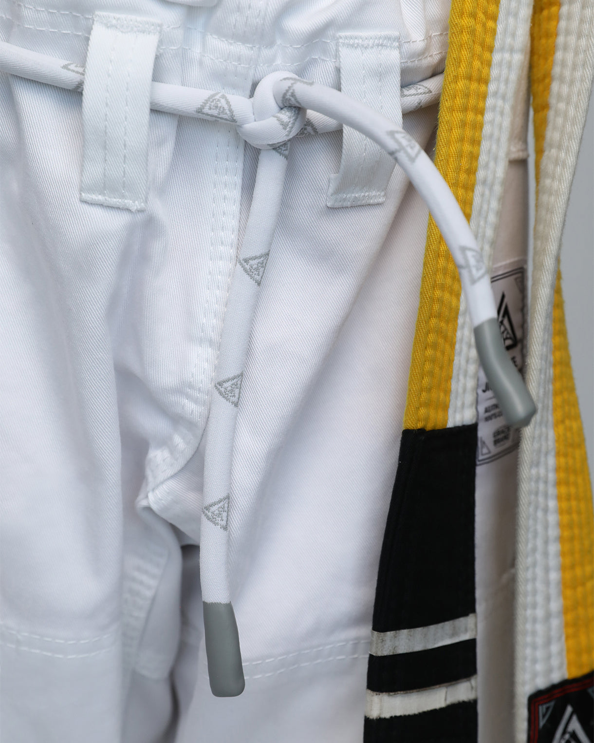 Rank Pearl Gi (Kids) | Gracie Lifestyle